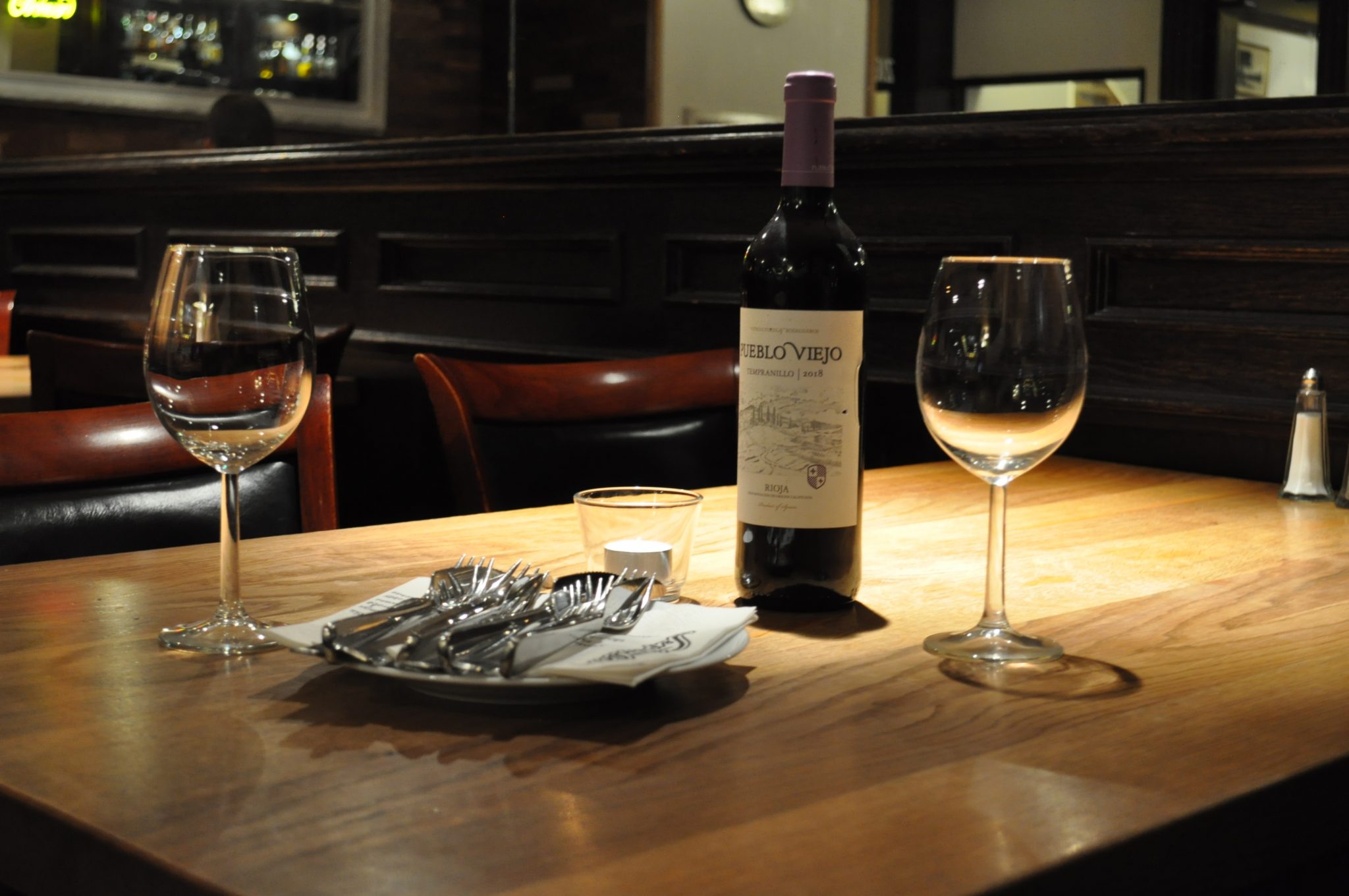 September – Restaurant – Bar – Café